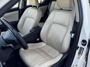 White Lexus CT 200h 2013 in Vilnius, with an engine capacity of 1.80 L and mileage of 190 thousand km for 7500 €, photo 24 on AUTOMOTO.COM.LV