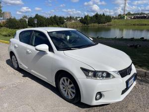 Balts Lexus CT 200h 2013 Viļņa, ar dzinēja tilpumu 1.80 L un nobraukumu 228 tūkst. km par 7950 €, foto  vietnē AUTOMOTO.COM.LV