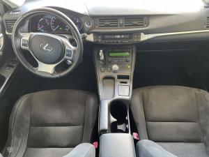 Balts Lexus CT 200h 2013 Viļņa, ar dzinēja tilpumu 1.80 L un nobraukumu 228 tūkst. km par 7950 €, foto 7 vietnē AUTOMOTO.COM.LV