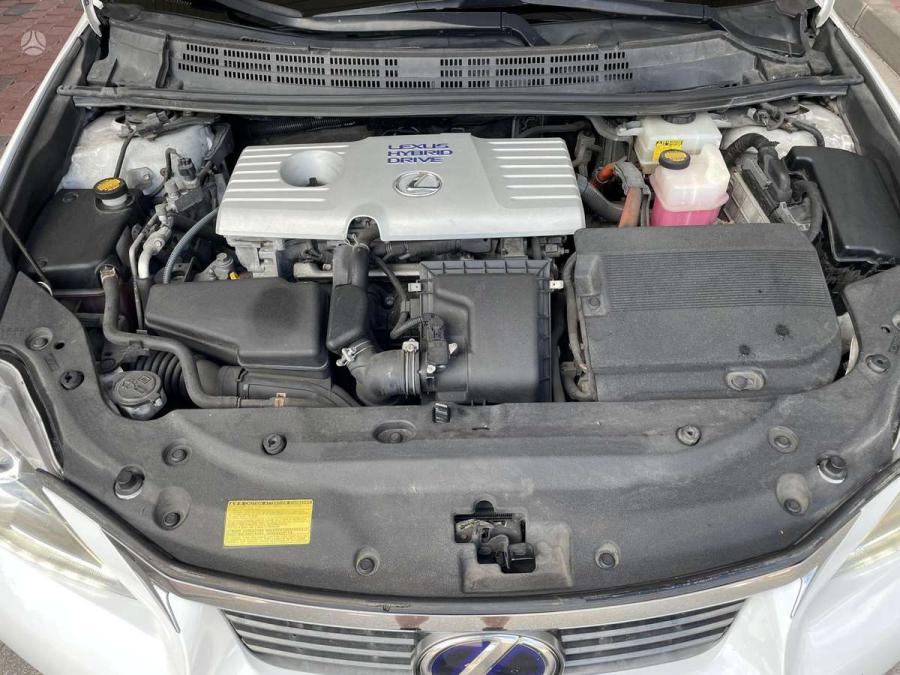 Balts Lexus CT 200h 2013 Viļņa, ar dzinēja tilpumu 1.80 L un nobraukumu 228 tūkst. km par 7950 €, foto 20 vietnē AUTOMOTO.COM.LV