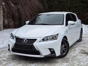 White Lexus CT 200h 2015 in Kaunas, with an engine capacity of 1.80 L and mileage of 250 thousand km for 10450 €, photo 23 on AUTOMOTO.COM.LV