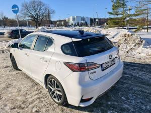 Balts Lexus CT 200h 2015 Klaipėda, ar dzinēja tilpumu 1.80 L un nobraukumu 130 tūkst. km par 12000 €, foto 2 vietnē AUTOMOTO.COM.LV