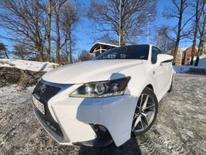 Balts Lexus CT 200h 2015 Klaipėda, ar dzinēja tilpumu 1.80 L un nobraukumu 130 tūkst. km par 12000 €, foto 7 vietnē AUTOMOTO.COM.LV