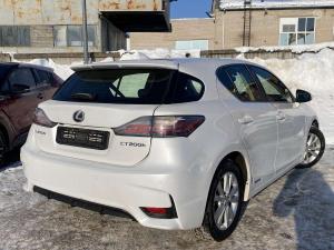Balts Lexus CT 200h 2015 Viļņa, ar dzinēja tilpumu 1.80 L un nobraukumu 201 tūkst. km par 9600 €, foto 9 vietnē AUTOMOTO.COM.LV