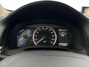White Lexus CT 200h 2018 in Vilnius, with an engine capacity of 1.80 L and mileage of 124 thousand km for 17900 €, photo 23 on AUTOMOTO.COM.LV