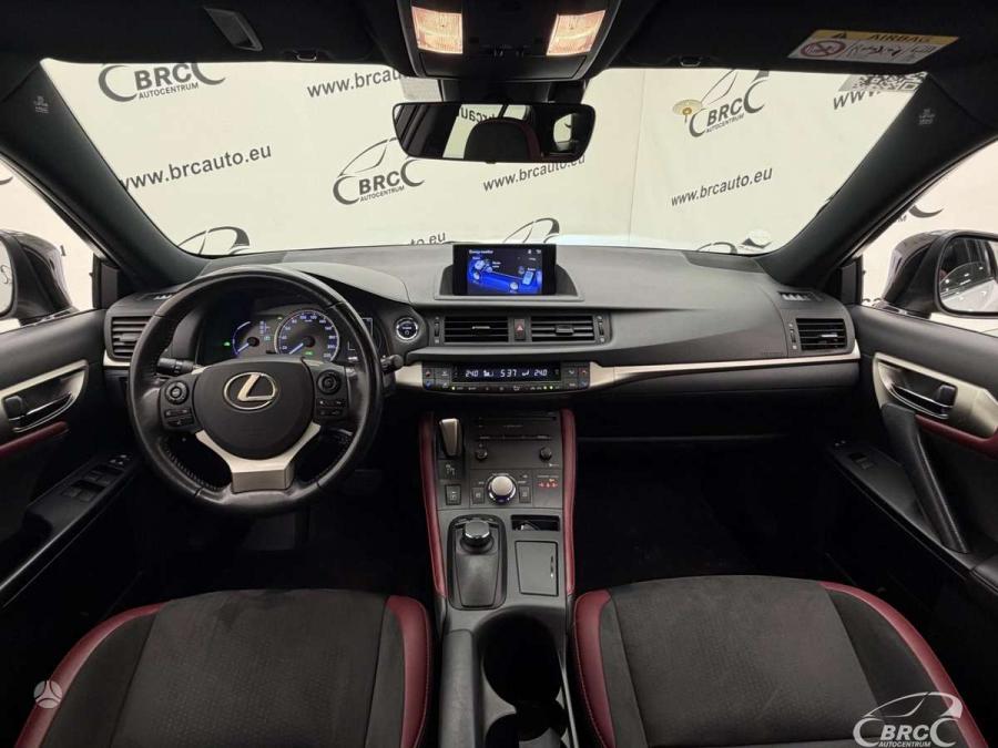 Balts Lexus CT 200h 2020 Viļņa, ar dzinēja tilpumu 1.80 L un nobraukumu 30 tūkst. km par 17200 €, foto 5 vietnē AUTOMOTO.COM.LV