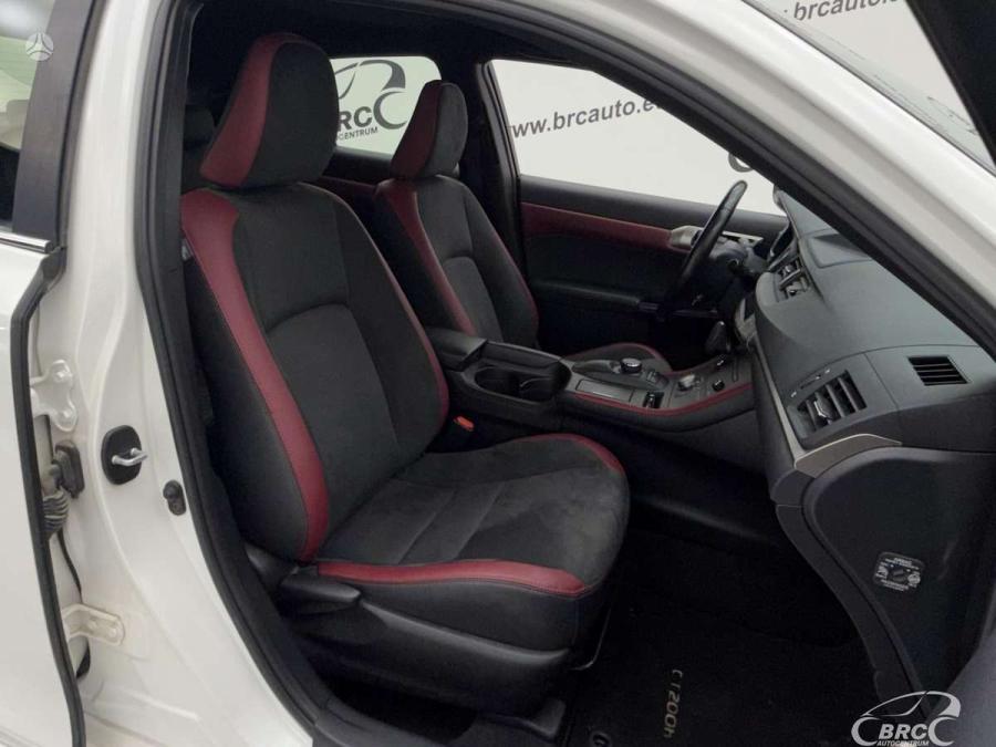 Balts Lexus CT 200h 2020 Viļņa, ar dzinēja tilpumu 1.80 L un nobraukumu 30 tūkst. km par 17200 €, foto 9 vietnē AUTOMOTO.COM.LV