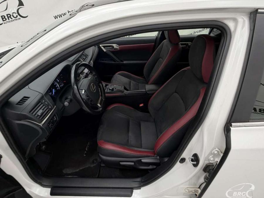 Balts Lexus CT 200h 2020 Viļņa, ar dzinēja tilpumu 1.80 L un nobraukumu 30 tūkst. km par 17200 €, foto 22 vietnē AUTOMOTO.COM.LV