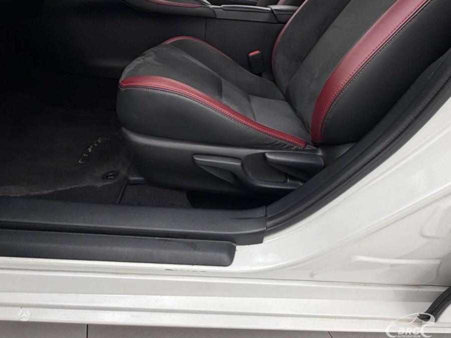 Balts Lexus CT 200h 2020 Viļņa, ar dzinēja tilpumu 1.80 L un nobraukumu 30 tūkst. km par 17200 €, foto 23 vietnē AUTOMOTO.COM.LV