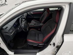 Balts Lexus CT 200h 2020 Viļņa, ar dzinēja tilpumu 1.80 L un nobraukumu 30 tūkst. km par 16900 €, foto 22 vietnē AUTOMOTO.COM.LV