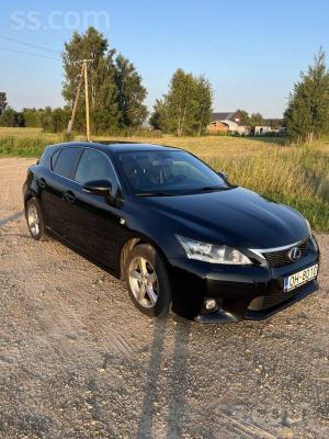 Melns Lexus CT 2012 Rīga, ar dzinēja tilpumu 1.80 L un nobraukumu 224 tūkst. km par 8100 €, foto 3 vietnē AUTOMOTO.COM.LV