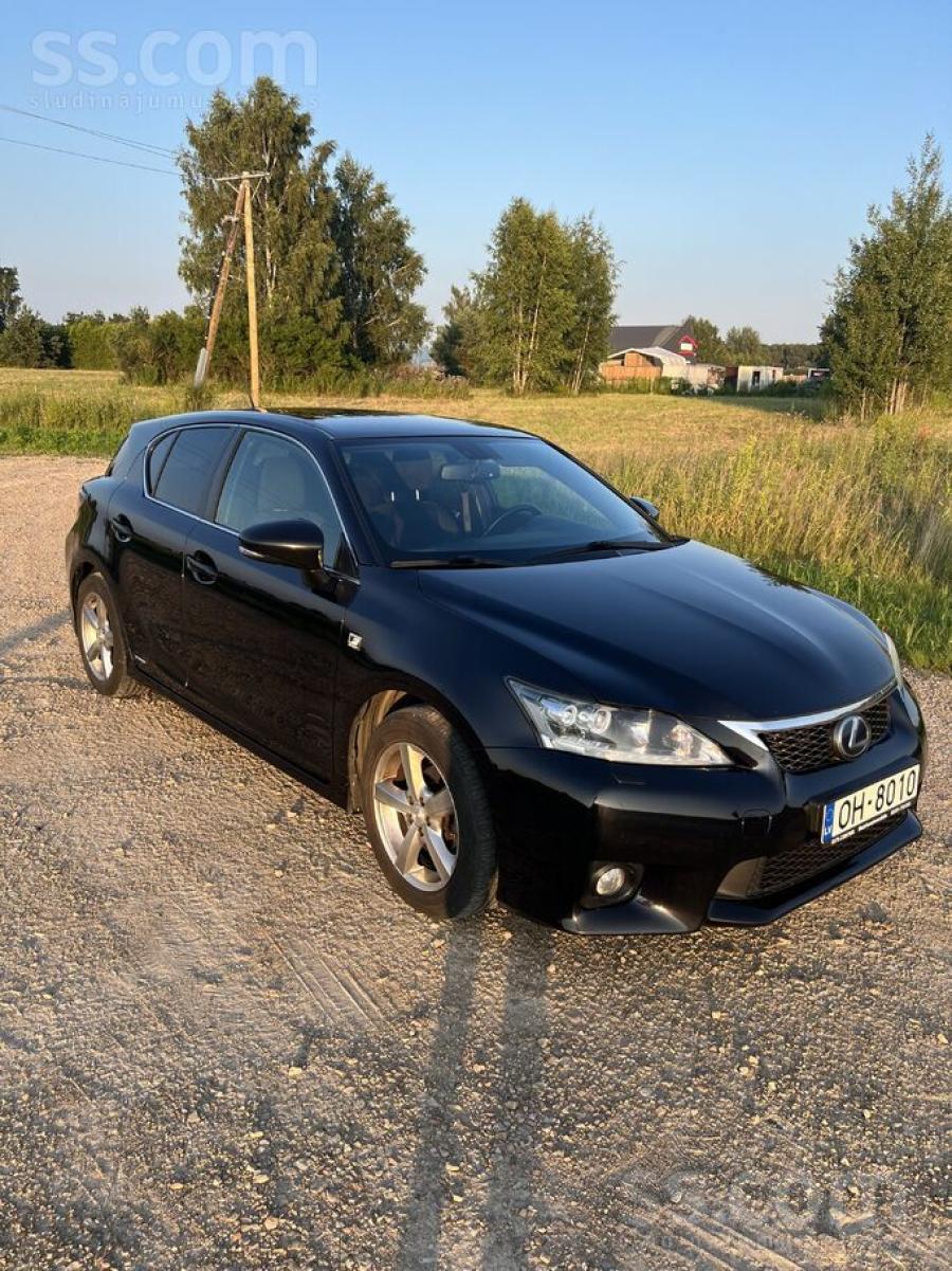 Melns Lexus CT 2012 Rīga, ar dzinēja tilpumu 1.80 L un nobraukumu 224 tūkst. km par 8100 €, foto 3 vietnē AUTOMOTO.COM.LV