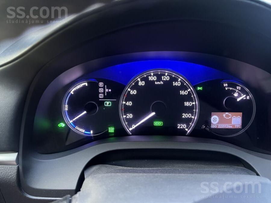 Melns Lexus CT 2012 Rīga, ar dzinēja tilpumu 1.80 L un nobraukumu 224 tūkst. km par 8100 €, foto 8 vietnē AUTOMOTO.COM.LV