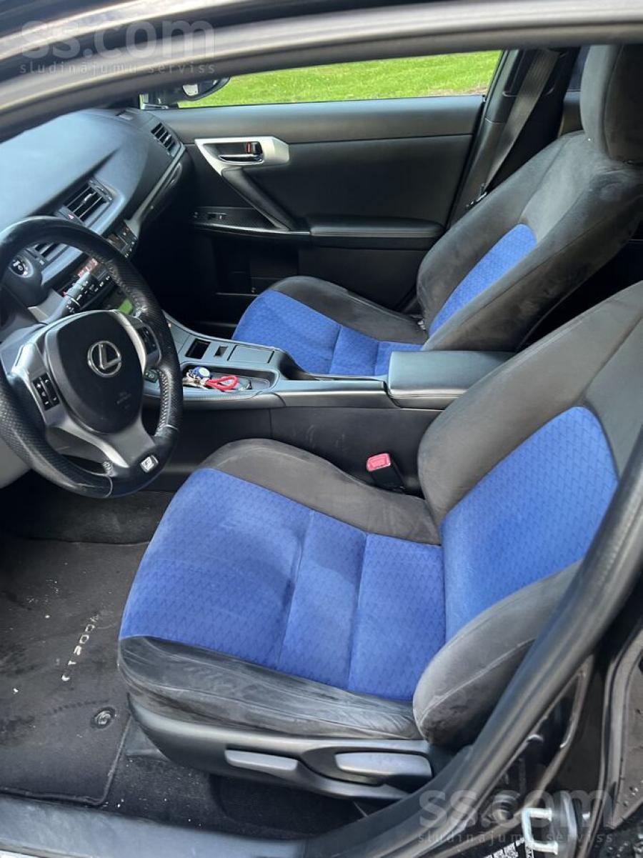 Melns Lexus CT 2012 Rīga, ar dzinēja tilpumu 1.80 L un nobraukumu 224 tūkst. km par 8100 €, foto 10 vietnē AUTOMOTO.COM.LV