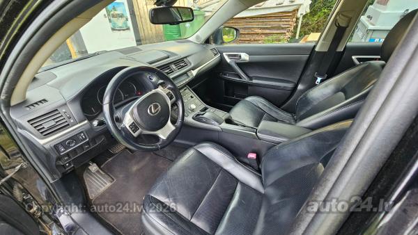 Melns Lexus CT 2011 Tallina, ar dzinēja tilpumu 1.80 L un nobraukumu 300 tūkst. km par 9990 €, foto 8 vietnē AUTOMOTO.COM.LV