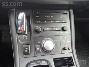 Black Lexus CT 2012 in Riga, with an engine capacity of 1.80 L and mileage of 227 thousand km for 7500 €, photo 22 on AUTOMOTO.COM.LV