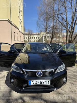 Melns Lexus CT 2012 Rīga, ar dzinēja tilpumu 1.80 L un nobraukumu 196 tūkst. km par 9350 €, foto 18 vietnē AUTOMOTO.COM.LV