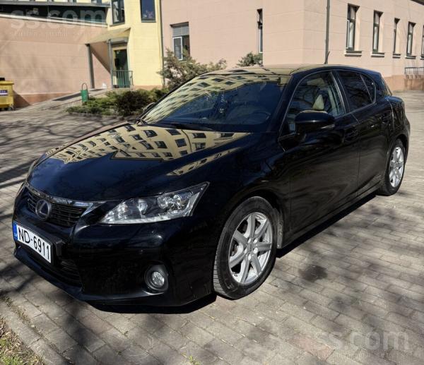 Melns Lexus CT 2012 Rīga, ar dzinēja tilpumu 1.80 L un nobraukumu 197 tūkst. km par 8900 €, foto 1 vietnē AUTOMOTO.COM.LV