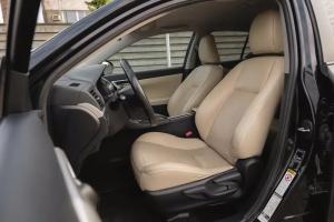 Melns Lexus CT 2012 Jelgava, ar dzinēja tilpumu 1.80 L un nobraukumu 247 tūkst. km par 6000 €, foto 20 vietnē AUTOMOTO.COM.LV