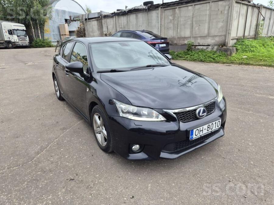 Melns Lexus CT 2012 Rīga, ar dzinēja tilpumu 1.80 L un nobraukumu 224 tūkst. km par 8190 €, foto 3 vietnē AUTOMOTO.COM.LV