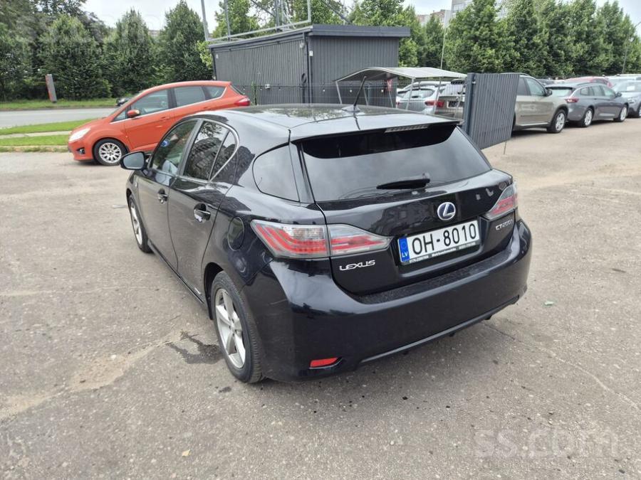 Melns Lexus CT 2012 Rīga, ar dzinēja tilpumu 1.80 L un nobraukumu 224 tūkst. km par 8190 €, foto 9 vietnē AUTOMOTO.COM.LV