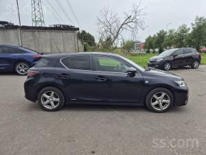 Melns Lexus CT 2012 Rīga, ar dzinēja tilpumu 1.80 L un nobraukumu 224 tūkst. km par 8190 €, foto 10 vietnē AUTOMOTO.COM.LV