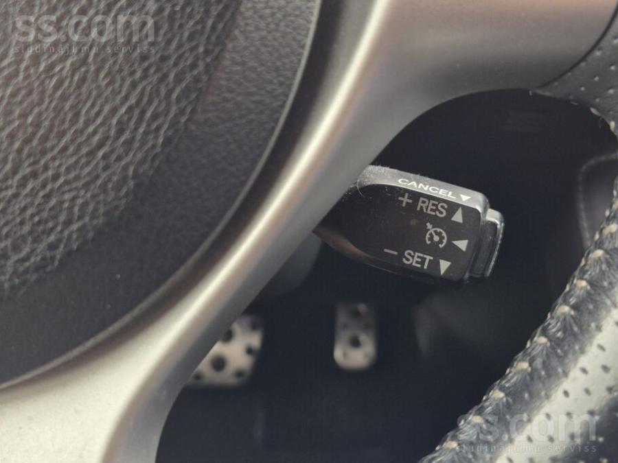Melns Lexus CT 2012 Rīga, ar dzinēja tilpumu 1.80 L un nobraukumu 224 tūkst. km par 8190 €, foto 17 vietnē AUTOMOTO.COM.LV