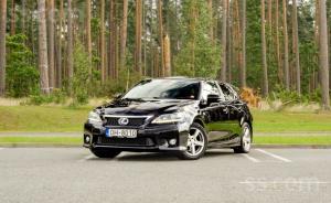 Melns Lexus CT 2012 Rīga, ar dzinēja tilpumu 1.80 L un nobraukumu 224 tūkst. km par 8190 €, foto  vietnē AUTOMOTO.COM.LV