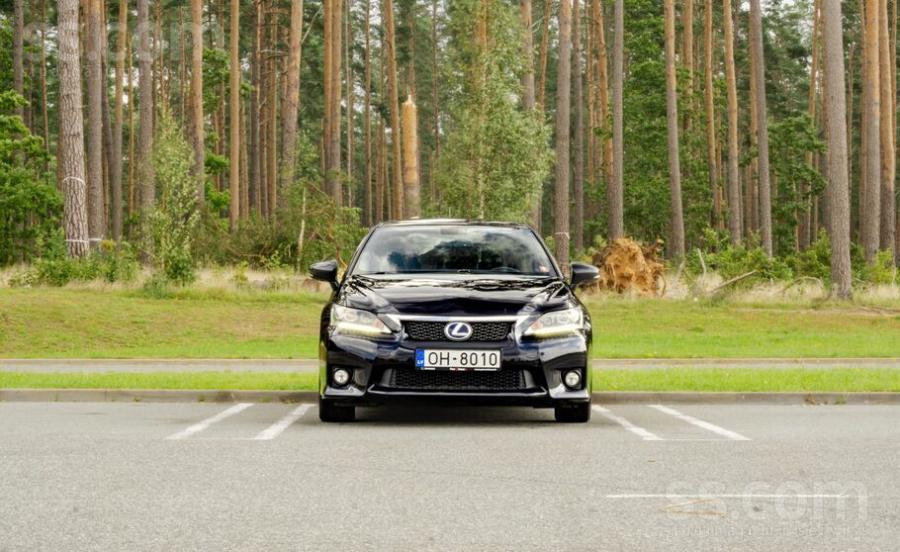 Melns Lexus CT 2012 Rīga, ar dzinēja tilpumu 1.80 L un nobraukumu 224 tūkst. km par 8190 €, foto 4 vietnē AUTOMOTO.COM.LV