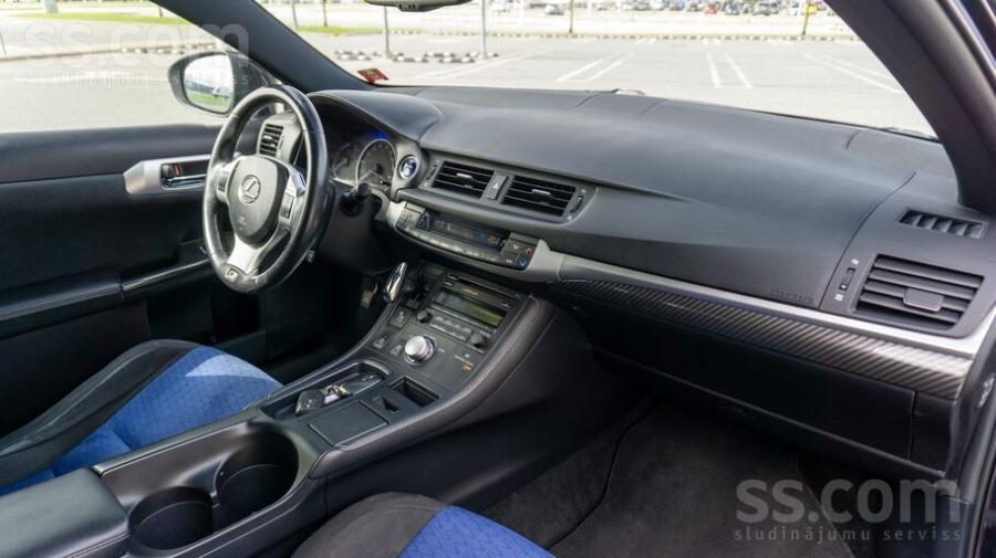 Melns Lexus CT 2012 Rīga, ar dzinēja tilpumu 1.80 L un nobraukumu 224 tūkst. km par 8190 €, foto 12 vietnē AUTOMOTO.COM.LV