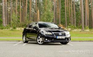 Black Lexus CT 2012 in Riga, with an engine capacity of 1.80 L and mileage of 224 thousand km for 8190 €, photo 3 on AUTOMOTO.COM.LV