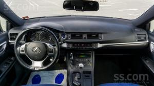 Black Lexus CT 2012 in Riga, with an engine capacity of 1.80 L and mileage of 224 thousand km for 8190 €, photo 13 on AUTOMOTO.COM.LV
