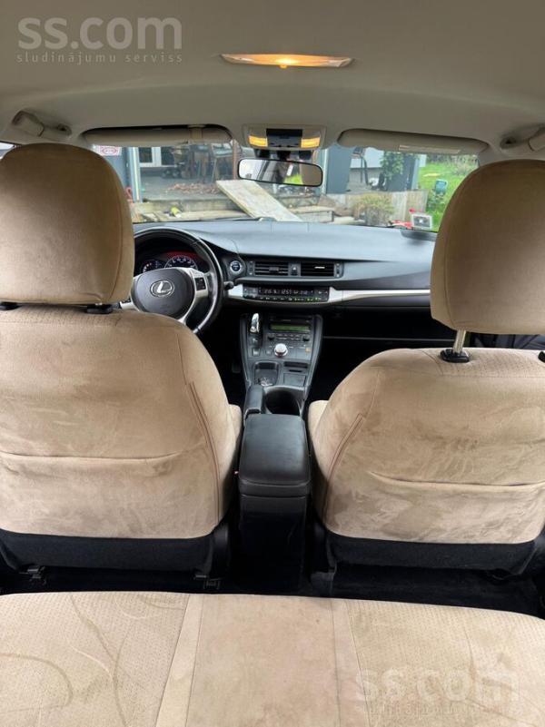 Melns Lexus CT 2012 Rīga, ar dzinēja tilpumu 1.80 L un nobraukumu 182 tūkst. km par 8200 €, foto 9 vietnē AUTOMOTO.COM.LV