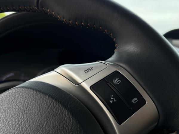 Melns Lexus CT 2013 Rīga, ar dzinēja tilpumu 1.80 L un nobraukumu 235 tūkst. km par 10990 €, foto 3 vietnē AUTOMOTO.COM.LV