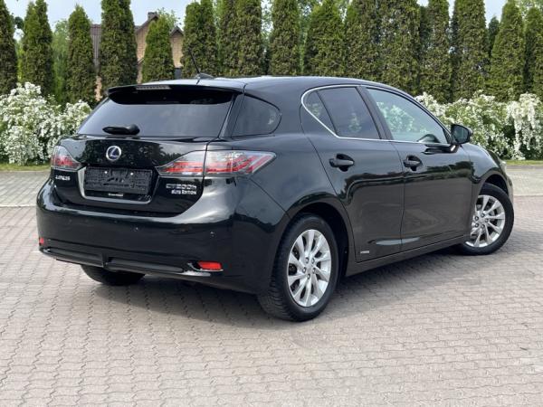 Melns Lexus CT 2013 Rīga, ar dzinēja tilpumu 1.80 L un nobraukumu 235 tūkst. km par 10990 €, foto 8 vietnē AUTOMOTO.COM.LV