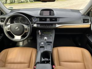 Melns Lexus CT 2013 Rīga, ar dzinēja tilpumu 1.80 L un nobraukumu 235 tūkst. km par 10990 €, foto 14 vietnē AUTOMOTO.COM.LV