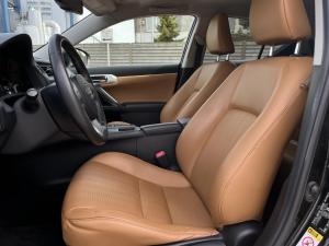 Melns Lexus CT 2013 Rīga, ar dzinēja tilpumu 1.80 L un nobraukumu 235 tūkst. km par 10990 €, foto 19 vietnē AUTOMOTO.COM.LV