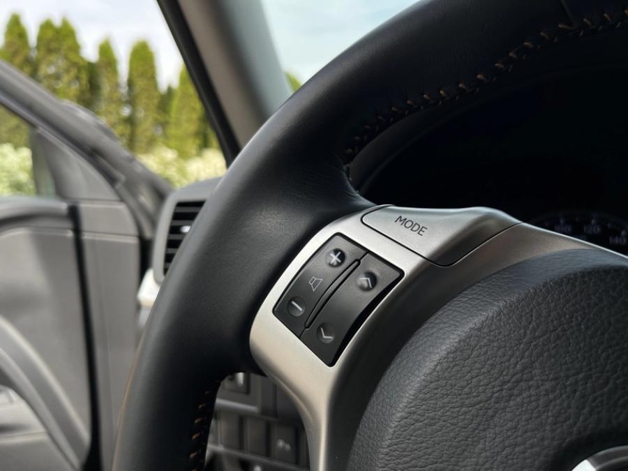 Melns Lexus CT 2013 Rīga, ar dzinēja tilpumu 1.80 L un nobraukumu 235 tūkst. km par 10990 €, foto 21 vietnē AUTOMOTO.COM.LV