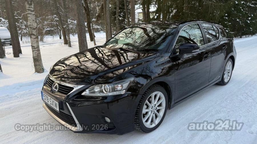Black Lexus CT 2014 in Saue, with an engine capacity of 1.80 L and mileage of 323 thousand km for 10600 €, photo 4 on AUTOMOTO.COM.LV