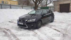 Black Lexus CT 2015 in Tallinn, with an engine capacity of 1.80 L and mileage of 125 thousand km for 12999 €, photo 3 on AUTOMOTO.COM.LV