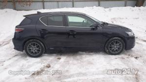 Black Lexus CT 2015 in Tallinn, with an engine capacity of 1.80 L and mileage of 125 thousand km for 12999 €, photo 8 on AUTOMOTO.COM.LV