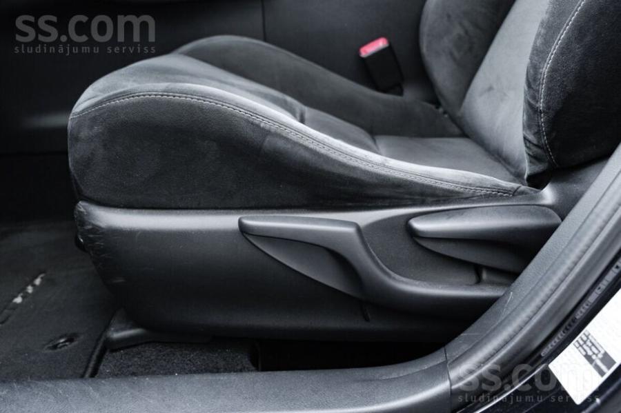 Melns Lexus CT 2015 Rīga, ar dzinēja tilpumu 1.80 L un nobraukumu 171 tūkst. km par 11600 €, foto 10 vietnē AUTOMOTO.COM.LV