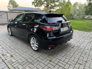 Black Lexus CT 2015 in Tallinn, with an engine capacity of 1.80 L and mileage of 154 thousand km for 13920 €, photo 5 on AUTOMOTO.COM.LV