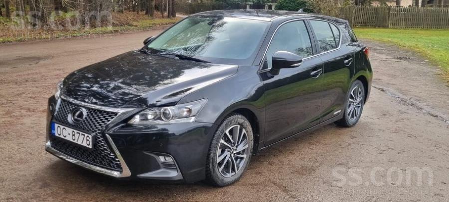 Melns Lexus CT 2017 Ogre, ar dzinēja tilpumu 1.80 L un nobraukumu 153 tūkst. km par 13400 €, foto 4 vietnē AUTOMOTO.COM.LV