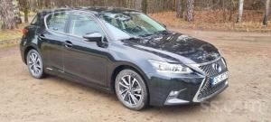 Melns Lexus CT 2017 Ogre, ar dzinēja tilpumu 1.80 L un nobraukumu 153 tūkst. km par 13400 €, foto 5 vietnē AUTOMOTO.COM.LV