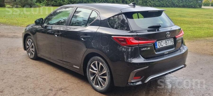 Melns Lexus CT 2017 Ogre, ar dzinēja tilpumu 1.80 L un nobraukumu 153 tūkst. km par 13400 €, foto 8 vietnē AUTOMOTO.COM.LV