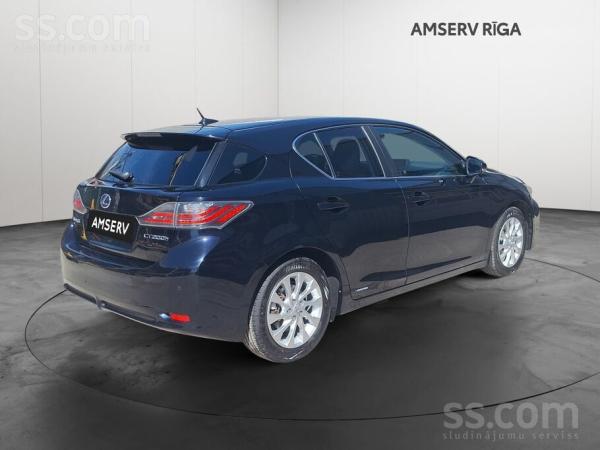 Zils Lexus CT 2011 Rīga, ar dzinēja tilpumu 1.80 L un nobraukumu 256 tūkst. km par 8500 €, foto 2 vietnē AUTOMOTO.COM.LV