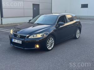 Blue Lexus CT 2012 in Riga, with an engine capacity of 1.80 L and mileage of 226 thousand km for 7690 €, photo 1 on AUTOMOTO.COM.LV