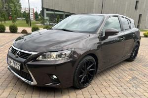 Brūns Lexus CT 2011 Rīga, ar dzinēja tilpumu 1.80 L un nobraukumu 255 tūkst. km par 7500 €, foto 4 vietnē AUTOMOTO.COM.LV