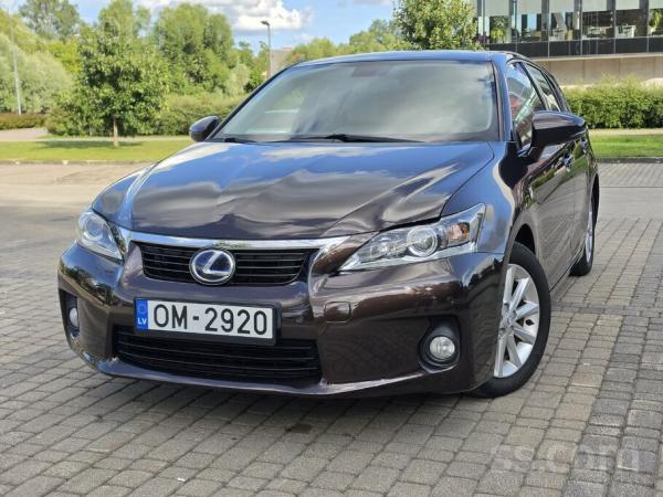Brūns Lexus CT 2011 Rēzekne, ar dzinēja tilpumu 1.80 L un nobraukumu 252 tūkst. km par 9150 €, foto 2 vietnē AUTOMOTO.COM.LV